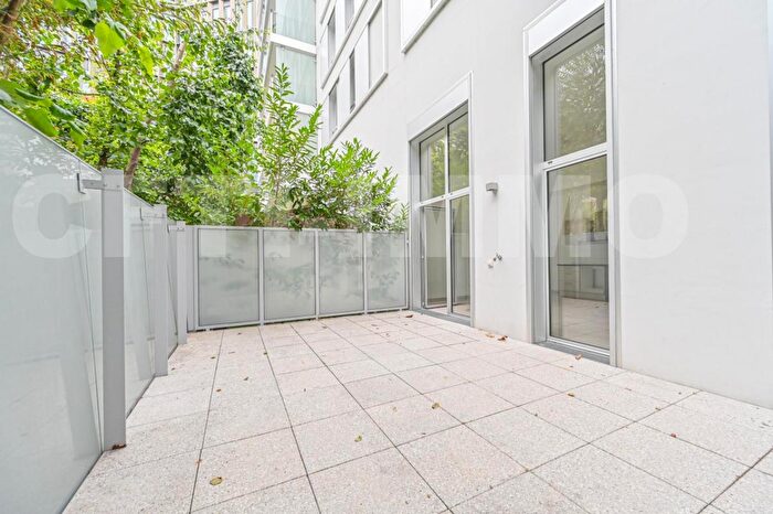 Appartement 4 pièces à Boulogne-Billancourt, Renault, Billancourt, à louer