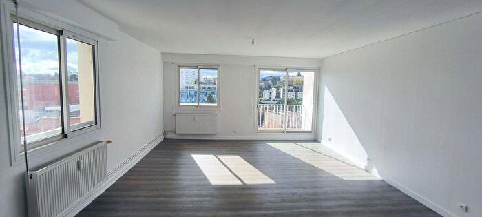 Appartement à louer - Clermont-Ferrand - 2 pièces - 1 chambre