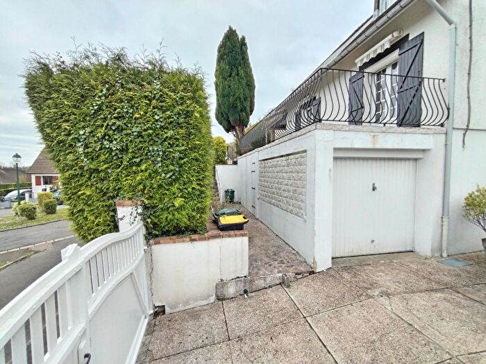 Cires-lès-Mello - Maison 7 pièces à vendre