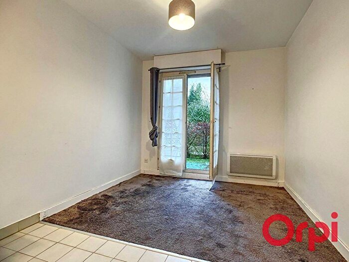 Colbert, Châtenay-Malabry : Appartement 1 pièce à louer