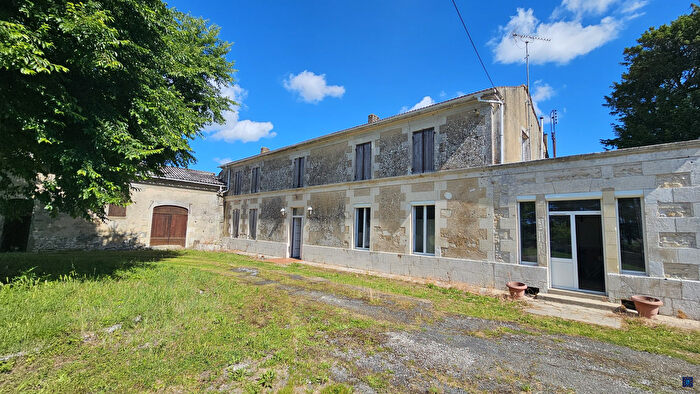 Maison 13 pièces à vendre - Semussac