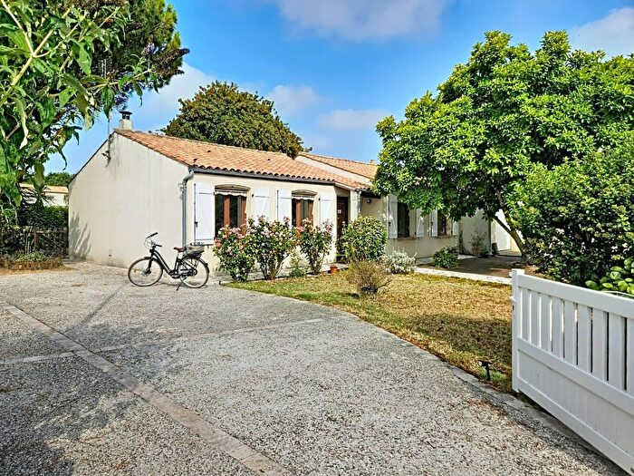 Maison 5 pièces à Angoulins, à vendre