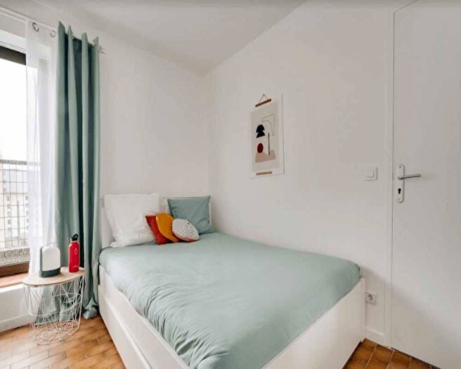 Appartement 5 pièces à louer à Secrétan, Paris 19ème arrondissement