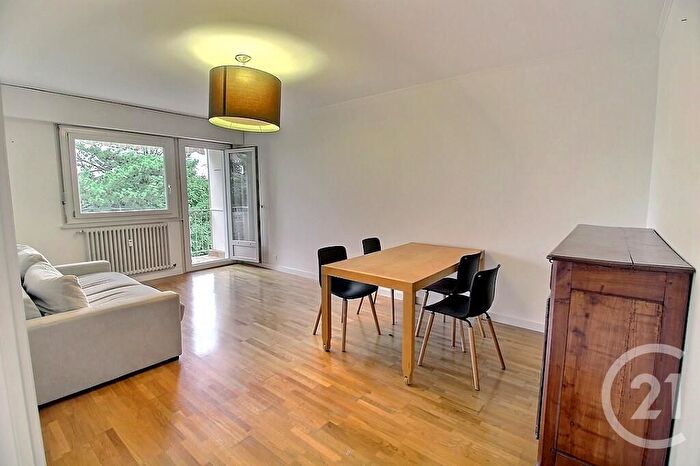 Appartement 3 pièces à Ambilly, à louer