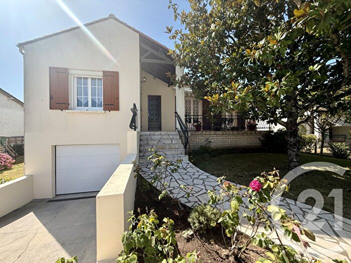 Maison 4 pièces à vendre à Saujon