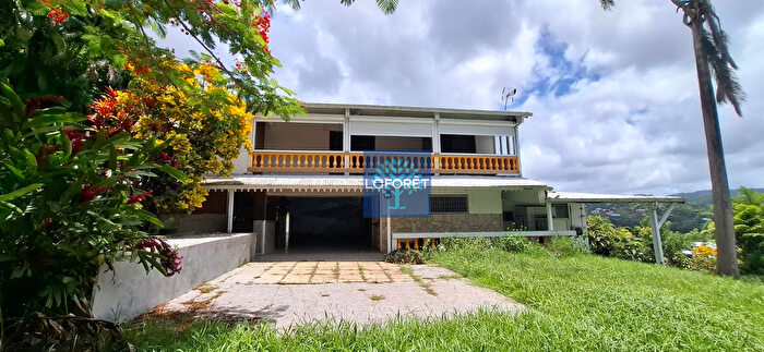 Rivière-Salée : Maison 3 pièces à louer
