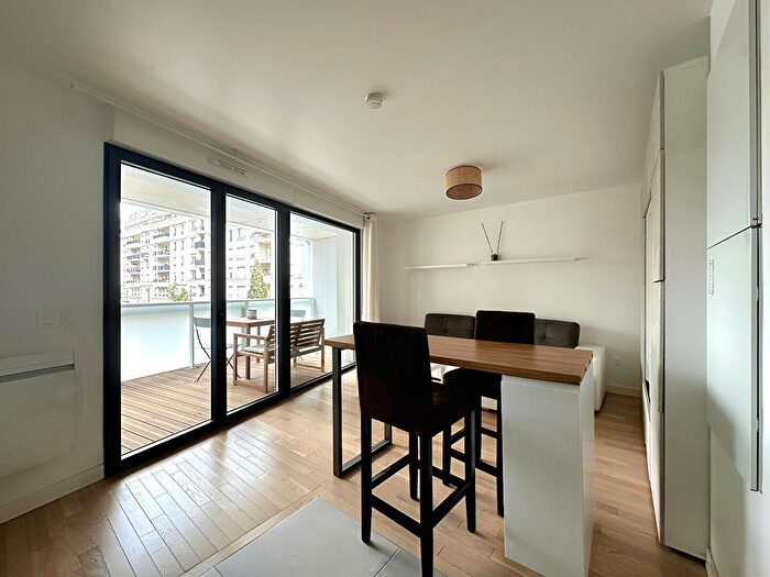 Appartement à louer - Chemins des Vignes, Issy-les-Moulineaux - 1 pièce