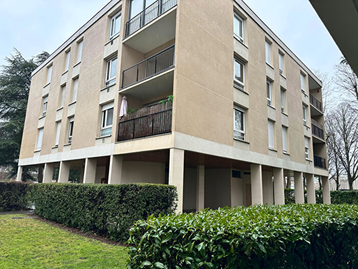 Appartement 3 pièces à Évry, Parc aux Lièvres, à vendre