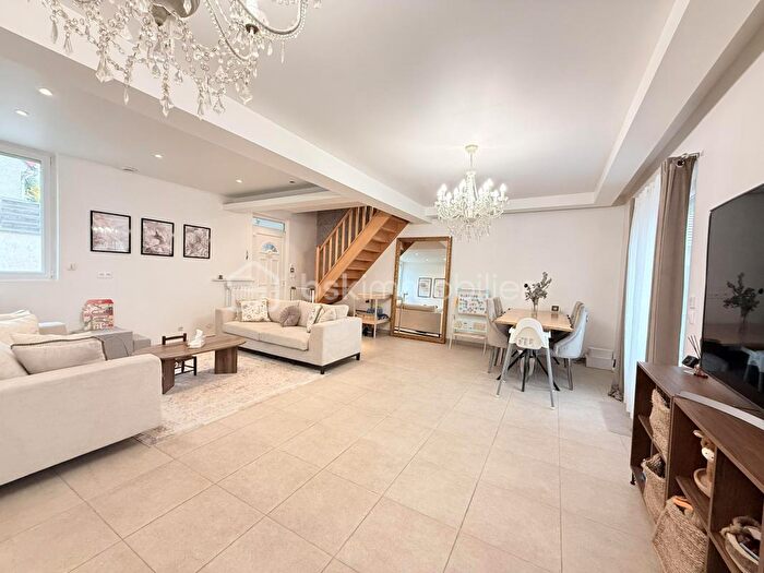 Villeneuve-Saint-Georges, Fort - Maison 5 pièces à vendre