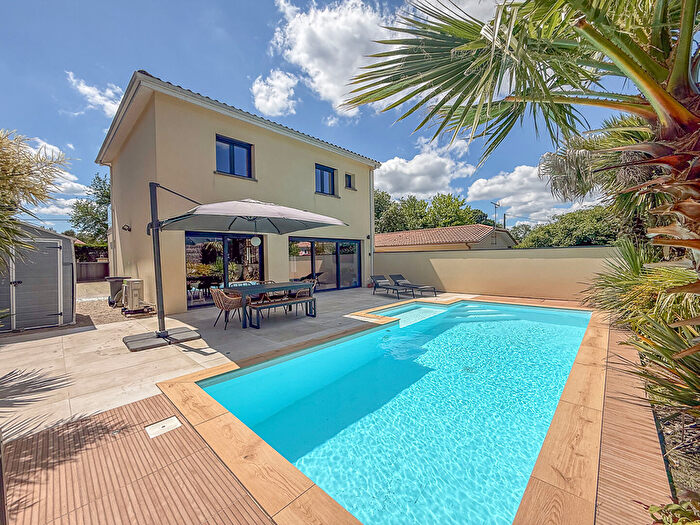 Maison 5 pièces à Saint-Médard-en-Jalles, Caupian, Cérillan, Hastignan, Issac, à vendre