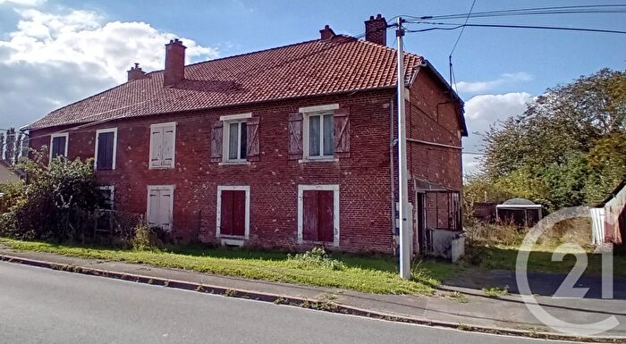 Nesle : Maison 14 pièces à vendre