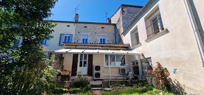 Maison à vendre - Castillonnès - 7 pièces - 5 chambres