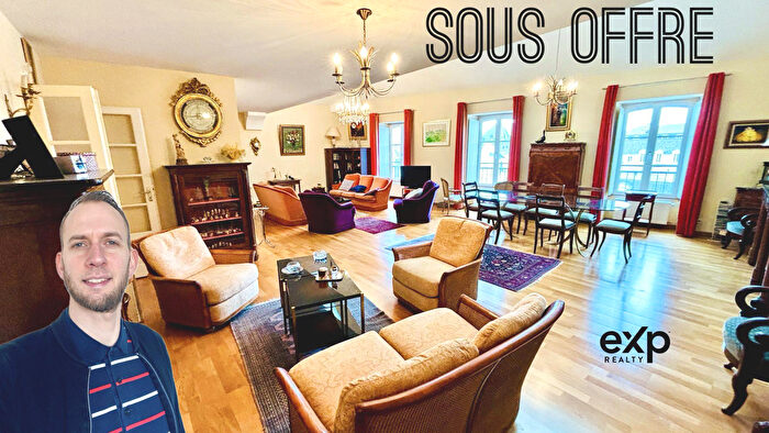 Appartement à vendre - Laval, Les Fourches - 6 pièces - 4 chambres