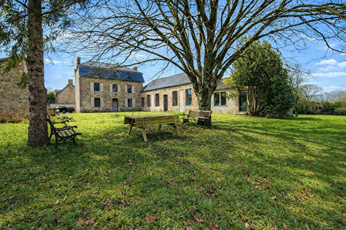 Maison à vendre - Arbrissel - 7 pièces - 3 chambres