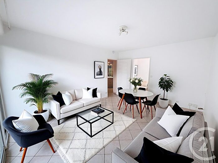 Appartement à vendre - Orléans, La Croix Saint-Marceau, La Mouillère, Pré Pinson - 2 pièces - 1 chambre