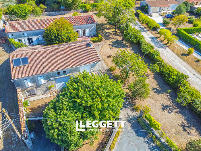 Maison à vendre - Brie - 14 pièces - 7 chambres