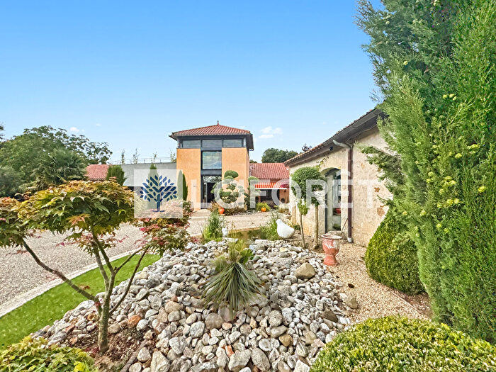 Maison à vendre - Mauzé-Thouarsais - 6 pièces - 4 chambres