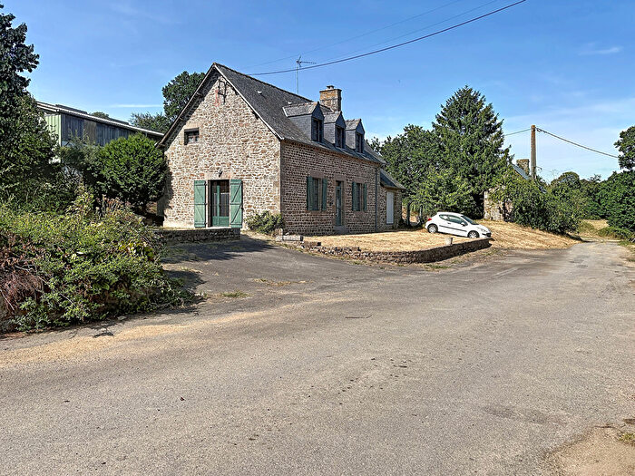 Maison 7 pièces à Larchamp, à vendre
