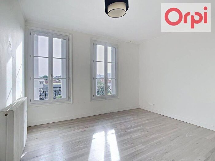 Appartement 1 pièce à louer - Gondoles Nord I, Choisy-le-Roi