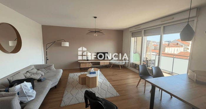 Gratte Ciel, Villeurbanne - Appartement 3 pièces à louer