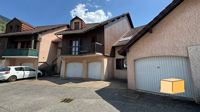 Appartement 3 pièces à Serrières-en-Chautagne, à vendre