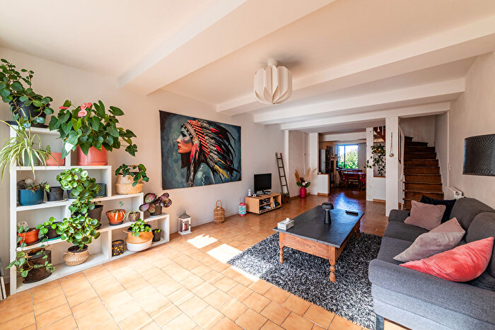 Maison à vendre - Astaffort - 5 pièces - 3 chambres