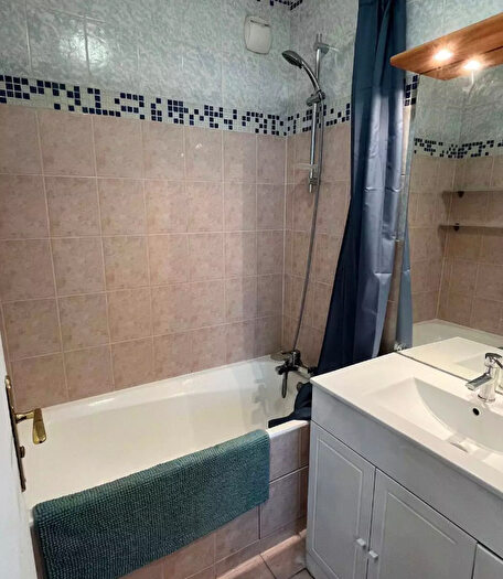 Appartement à louer - Montigny-le-Bretonneux, La Sourderie Sud - 2 pièces - 1 chambre