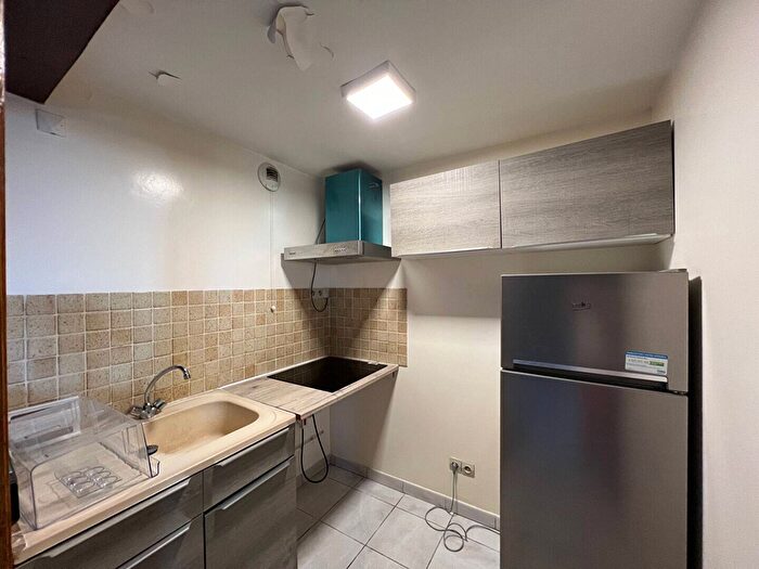 Appartement à louer - Saint Genest-La Butte, Nevers - 2 pièces - 1 chambre