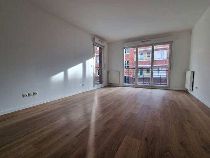 Appartement à louer - Gabriel Peri, Le Pré-Saint-Gervais - 3 pièces - 2 chambres