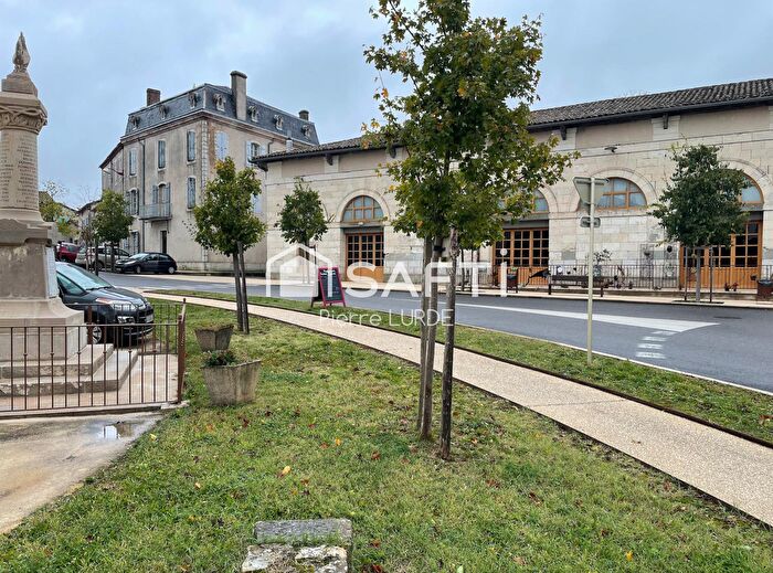 Maison à vendre - Puylaroque - 7 pièces - 4 chambres