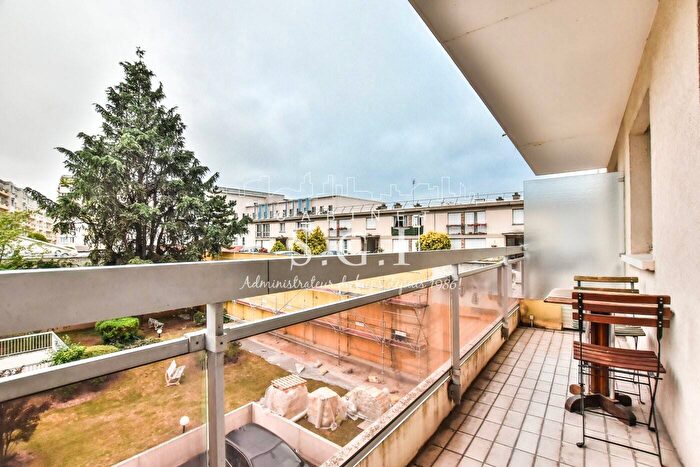 Appartement 1 pièce à louer à Camille Pelletan, Montrouge