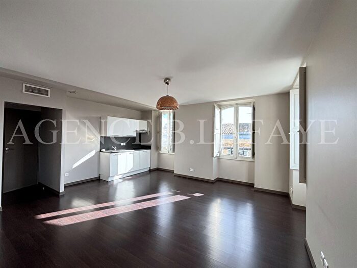 Appartement 2 pièces à Bordeaux, Quinconces, Grands Hommes, Tourny, à louer