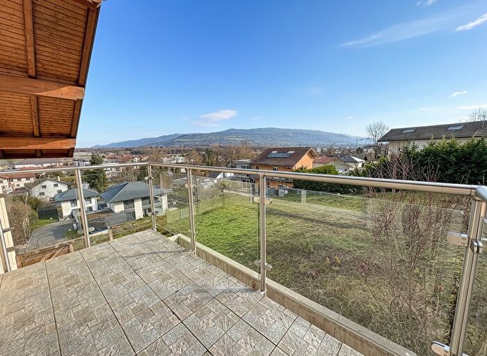 Appartement à vendre - Vétraz-Monthoux - 3 pièces - 2 chambres