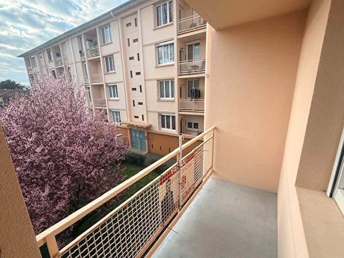 Appartement à vendre - Riorges - 3 pièces - 2 chambres