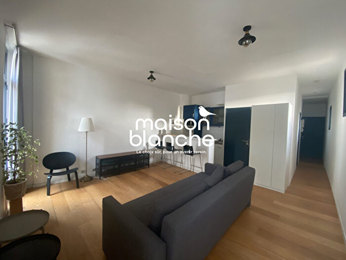 Appartement à louer - Bordeaux, La Bastide - 2 pièces - 1 chambre