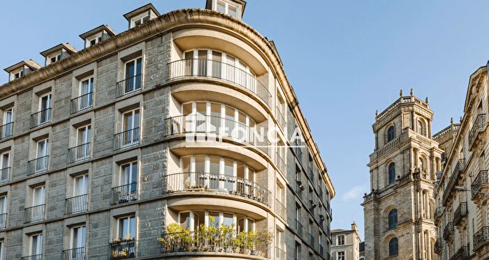 Appartement à vendre - Quartiers Centre, Centre-ville - 6 pièces - 4 chambres