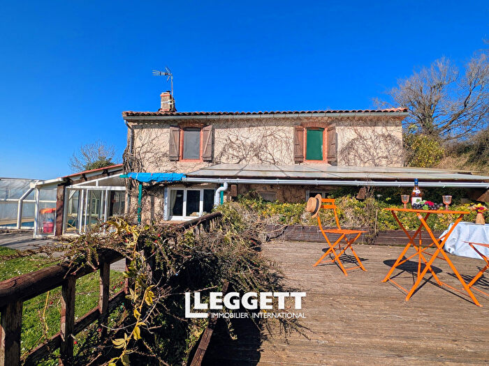 Maison à vendre - Roumégoux - 8 pièces - 4 chambres