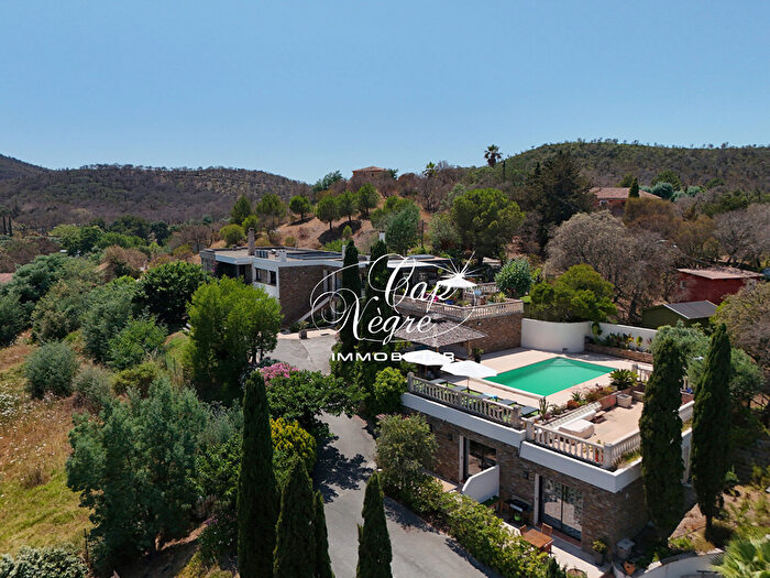 Maison 5 pièces à vendre - Bormes-les-Mimosas, Fontêtes, Bastide Neuve, Patelin