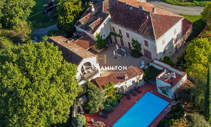 Maison à vendre - Livers-Cazelles - 19 pièces - 11 chambres