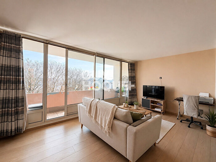 Villeneuve-d'Ascq, Pont de Bois, Hôtel de Ville - Appartement 2 pièces à vendre