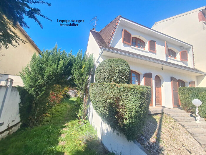 Maison à vendre - Noisy-le-Sec, Petit Noisy - 6 pièces - 3 chambres