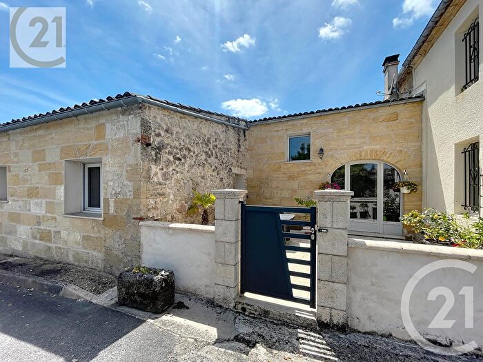 Maison à vendre - Villefranche-de-Lonchat - 4 pièces - 2 chambres