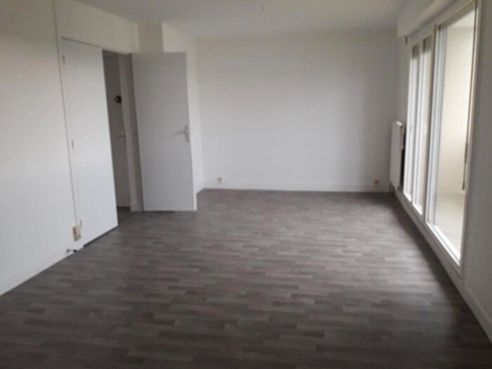 Appartement à louer - Brest, Facultés, Kergoat - 5 pièces - 3 chambres