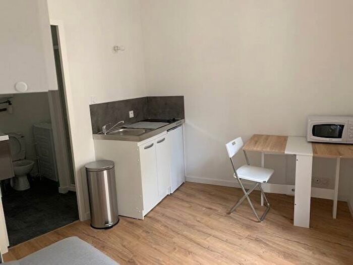 Centre Ville Rive Droite, Laval - Appartement 1 pièce à louer