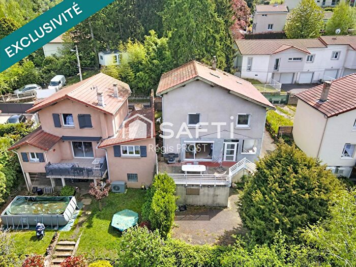 Maison 7 pièces à Saint-Étienne, Terrenoire, à vendre
