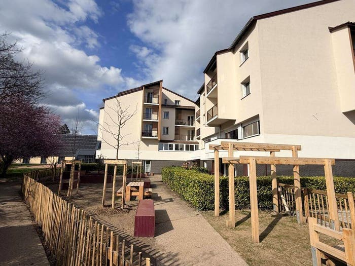 Saint-Laurent-de-Chamousset - Appartement 3 pièces à louer