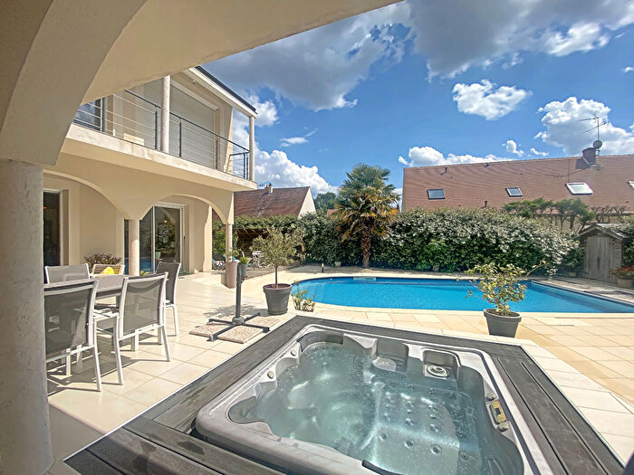 Maison à vendre - Orléans, Châtelet - 7 pièces - 4 chambres