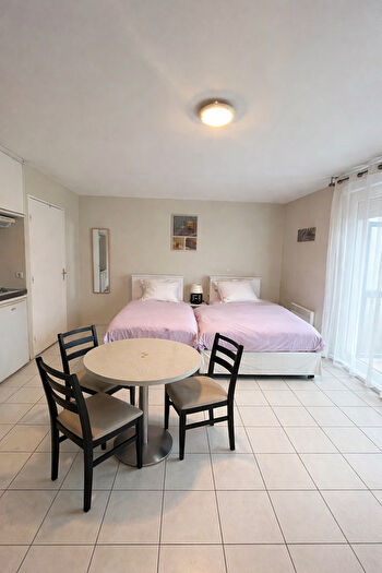 Appartement 1 pièce à Saint-Maur-des-Fossés, Adamville, à louer