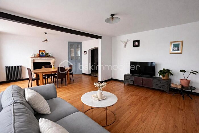 Maison à vendre - LHerbergement - 5 pièces - 3 chambres