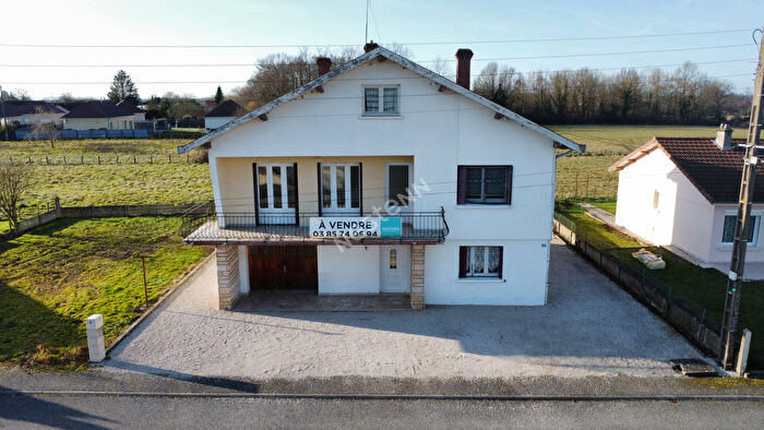 Maison à vendre - Louhans - 5 pièces - 4 chambres